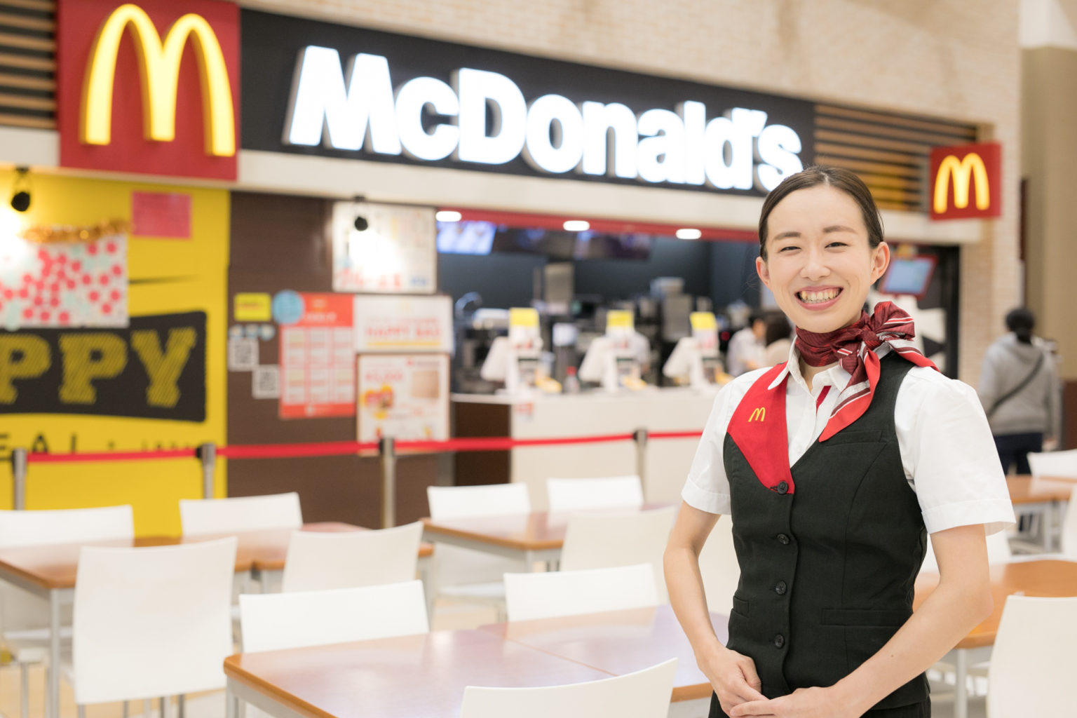 ハプニングをハッピーに変える力:マクドナルドのおもてなし専門ポジション「gel」 マクドナルドフランチャイジー 株式会社 豊昇 Hosho